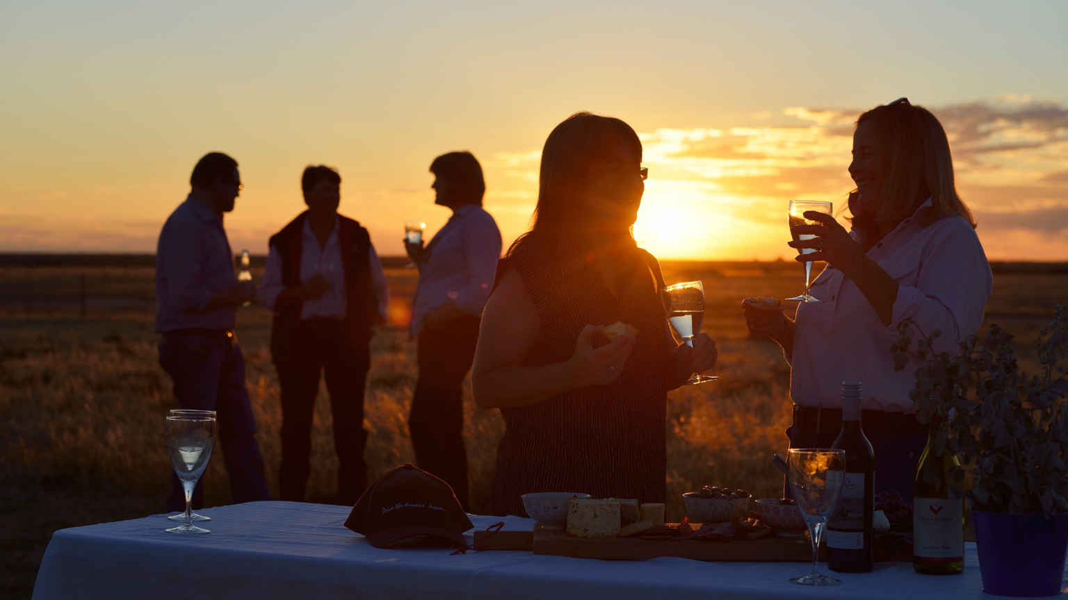 The Long Paddock | Visit Hay